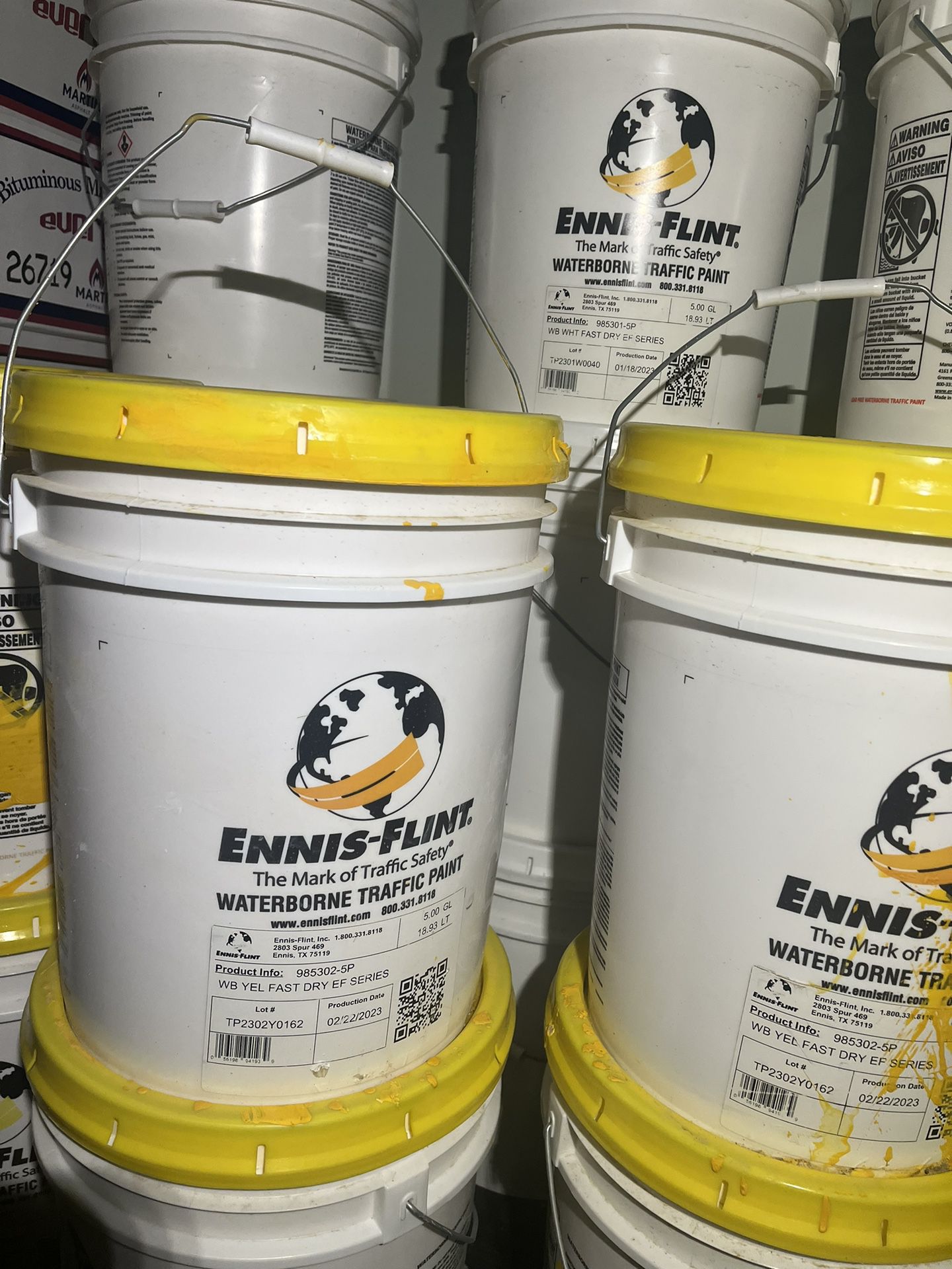 Traffic Paint Waterborne - Pro-Tect Asphalt